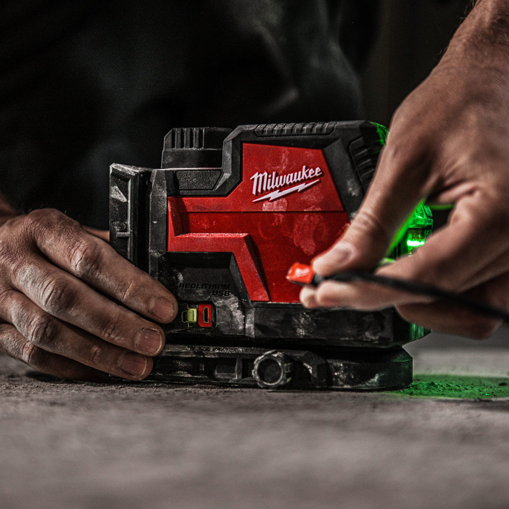 Milwaukee L4CLL Rechargeable Green Cross Line Laser Level - Protrade Milwaukee L4CLL Rechargeable Green Cross Line Laser Level - Protrade